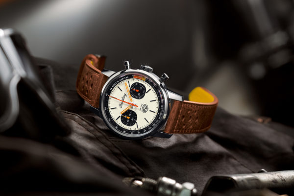 Breitling Top Time Deus : Quand Breitling rencontre Deus Ex Machina