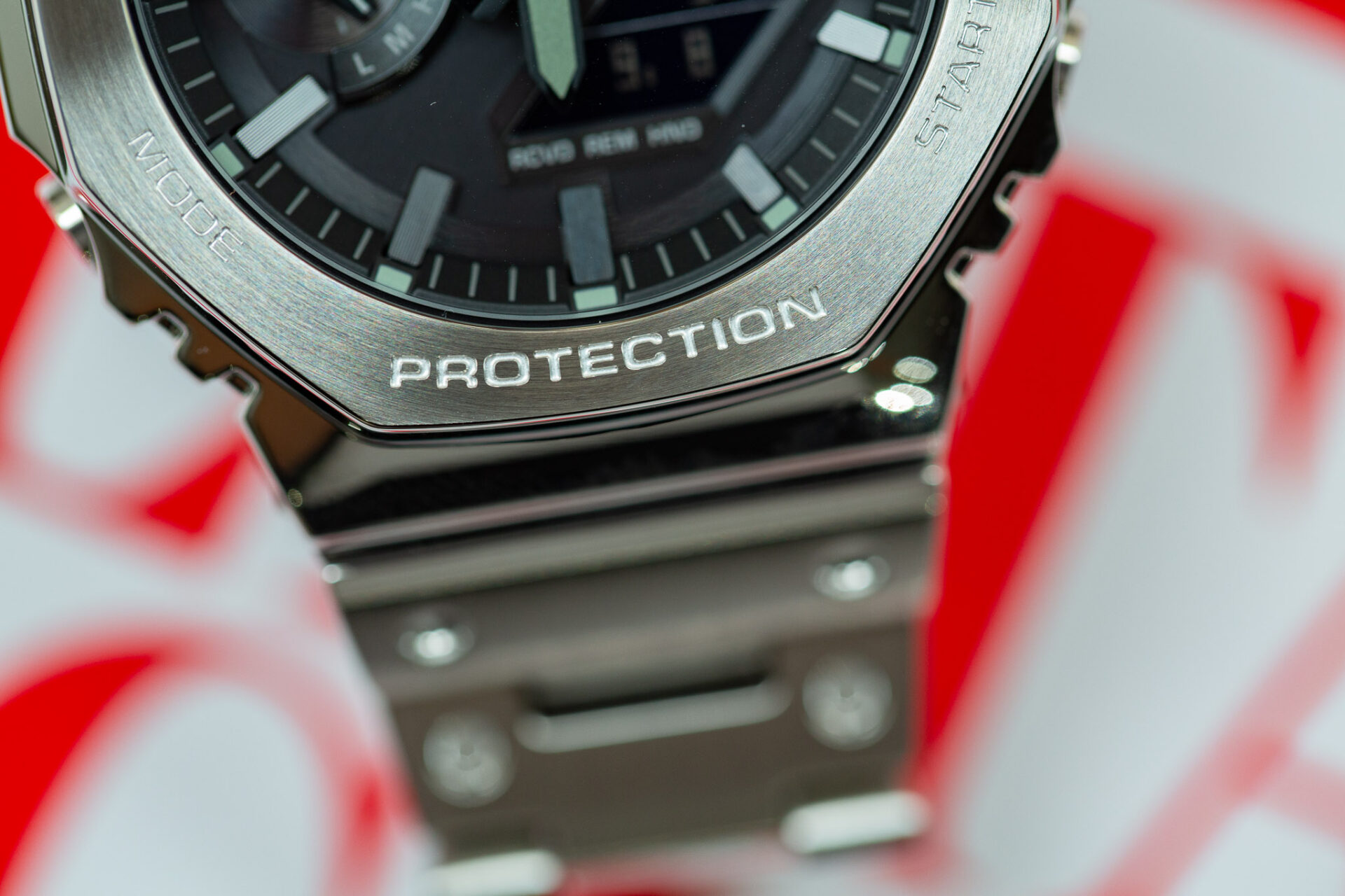 G-SHOCK GM-B2100 : la nouvelle G-SHOCK acier et solaire