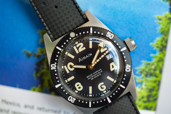 Airain Sous-Marine : nouvelle montre de plongée automatique
